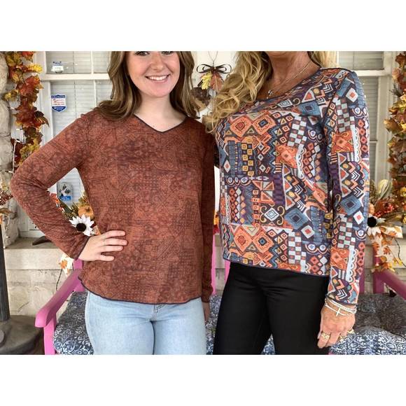 Trisha Tyler | Tops | New Trisha Tyler Reversible V Neck Mosaic Print ...